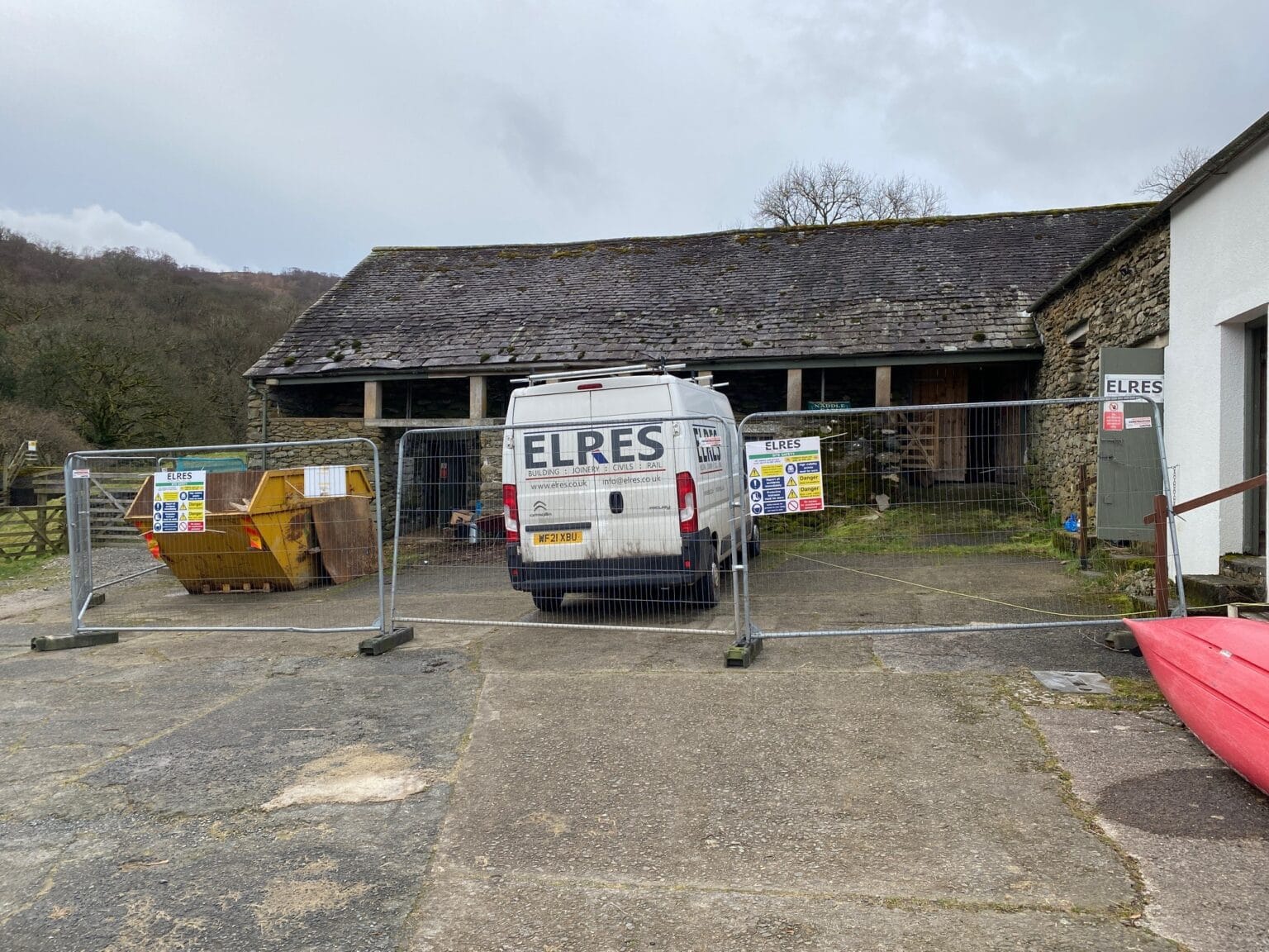 Our work in focus: New Badger Watching Hide and Spinning Barn ...